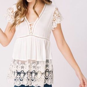 Tops | Nwt Crinkle Woven Top | Poshmark